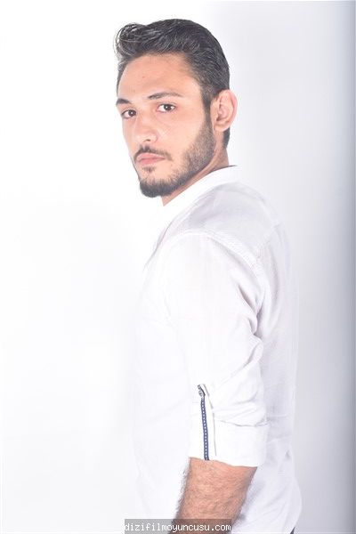 Konya Dizi Film Oyuncusu Ahmed 28 Yaşında 176cm Boyunda 69 Kilo Hedefi ...