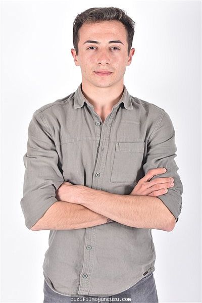 Erkek Oyuncular Reklam Oyuncuları Mankenler Erkek Dizi Film Oyuncular 1560