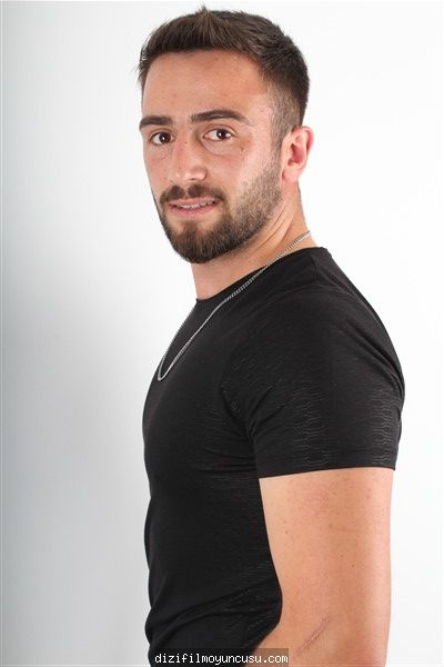 Samsun Dizi Film Sinema Oyuncu Adayımız Emral 25 Yaşında 178cm Boyunda ...
