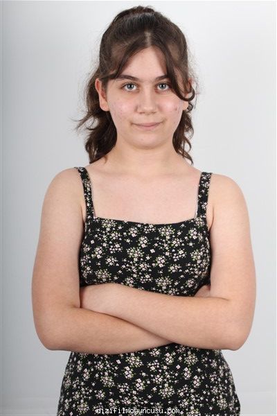 Mersin Dizi Film Sinema Oyuncu Adayımız Cemile 13 Yaşında 160cm Boyunda ...